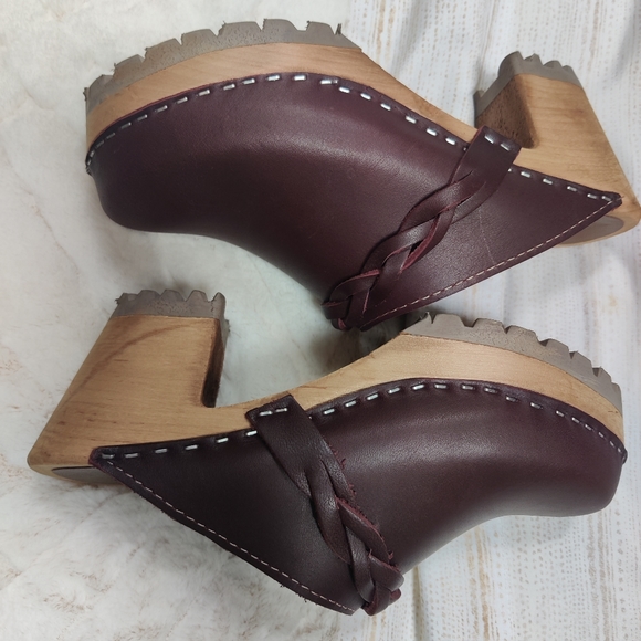Mia Elsa | Shoes | Clogs Burgundy | Poshmark